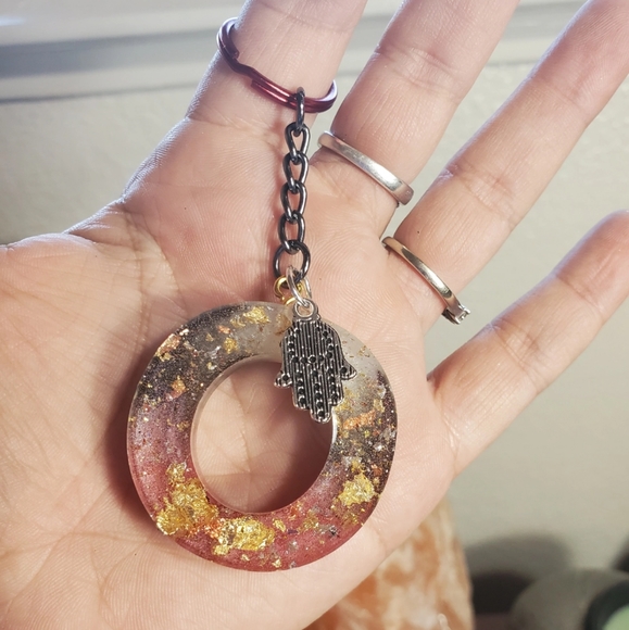 Hand Crafted | Accessories | 3 For 5 Super Cute Letter O Resin Keychain ...